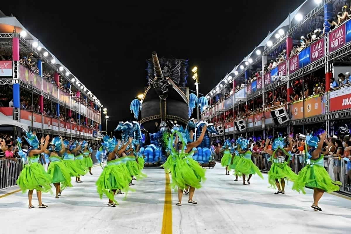 Campeã do Carnaval Capixaba será definida por 27 jurados - 24h Notícias